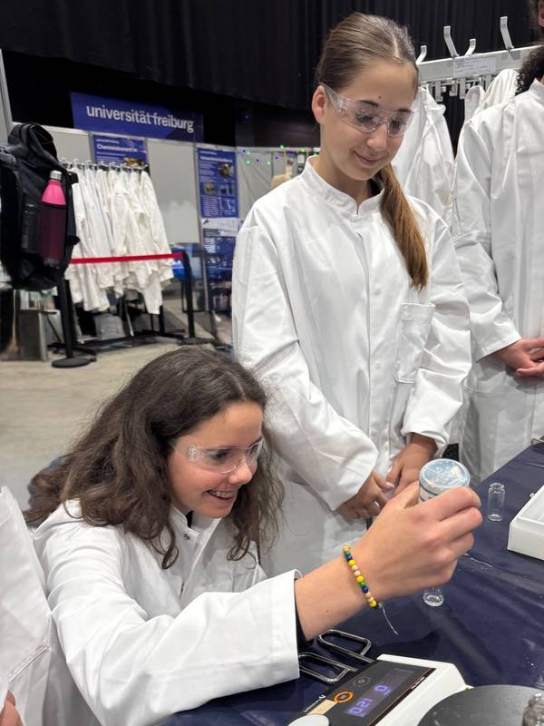 9. Klassen bei den Science Days im Europa Park